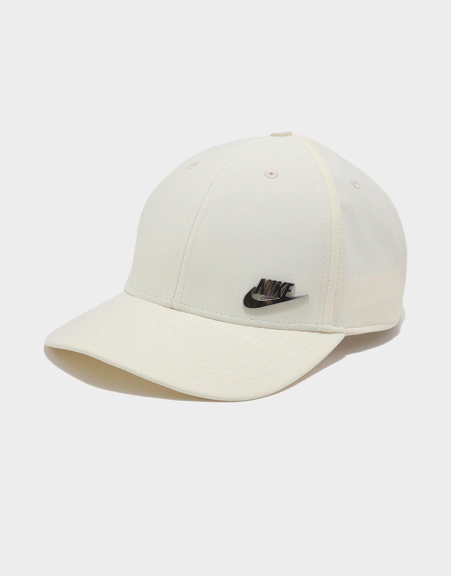 Nike Metal Club Cap